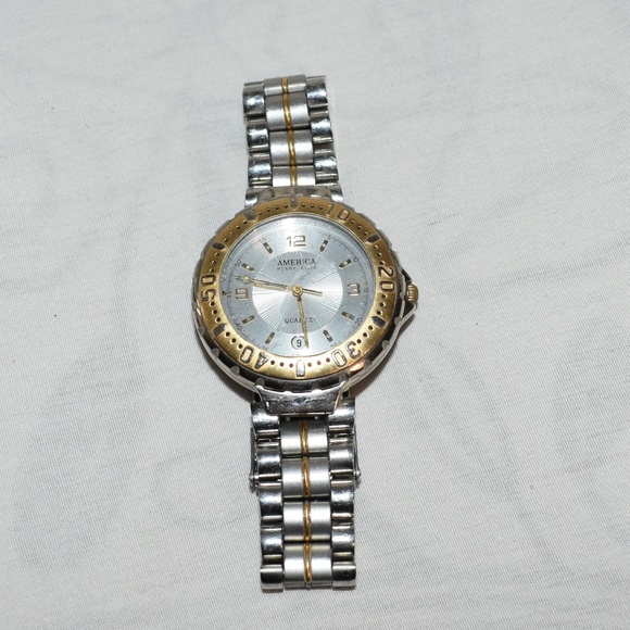 Perry Ellis | Accessories | Vintage Tt Ss Perry Ellis America Watch W ...